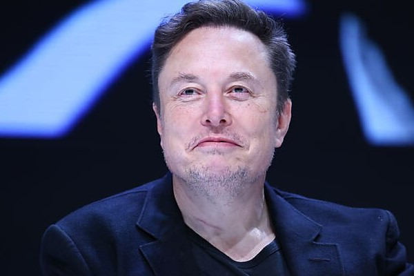 | Money Cannot Buy Happiness – Elon MuskDiamond Celebrities